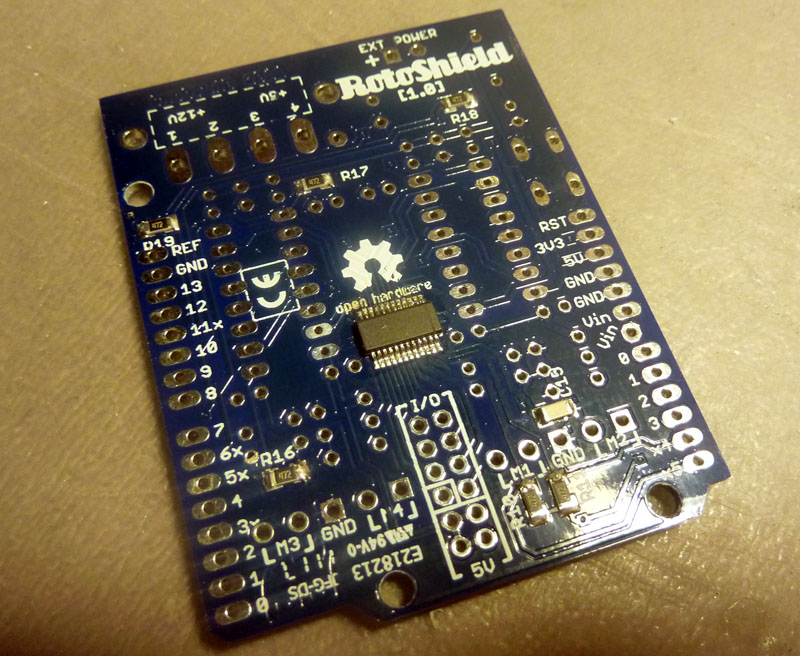 Kit Arduino Snootlab Rotoshield : contrôle de moteurs CC ou pas à pas avec Arduino - Civade.com