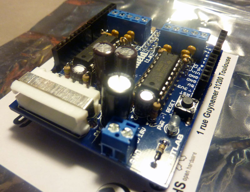 Kit Arduino Snootlab Rotoshield : contrôle de moteurs CC ou pas à pas avec Arduino - Civade.com