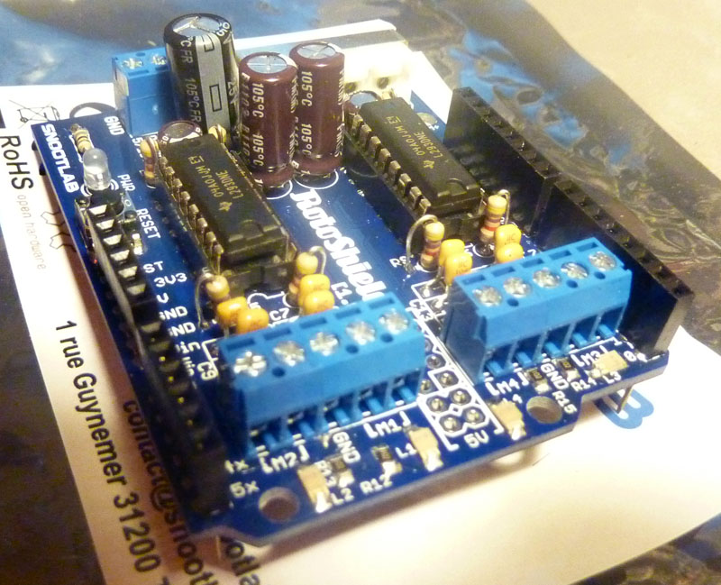 Kit Arduino Snootlab Rotoshield : contrôle de moteurs CC ou pas à pas avec Arduino - Civade.com
