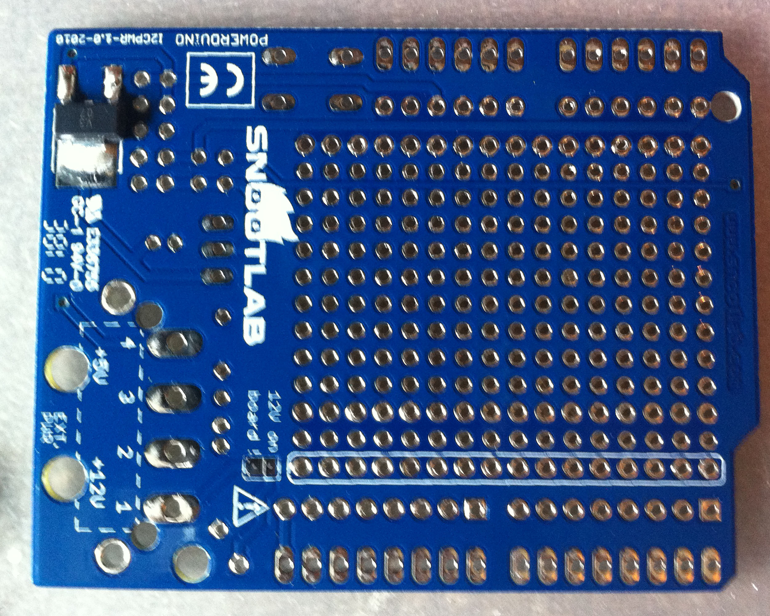 Snootlab - Essai de l'Arduino i2C Power proto shield : Controlleur PWM ...